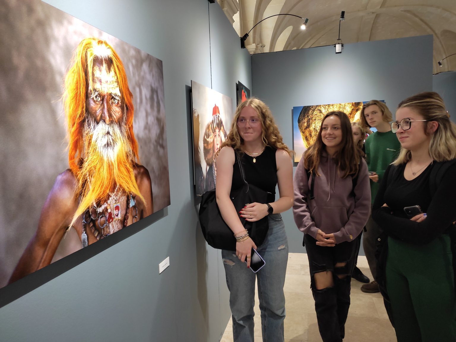 1ère SPE HLP : à la découverte de l'œuvre de Steve Mac Curry - Lycée ...