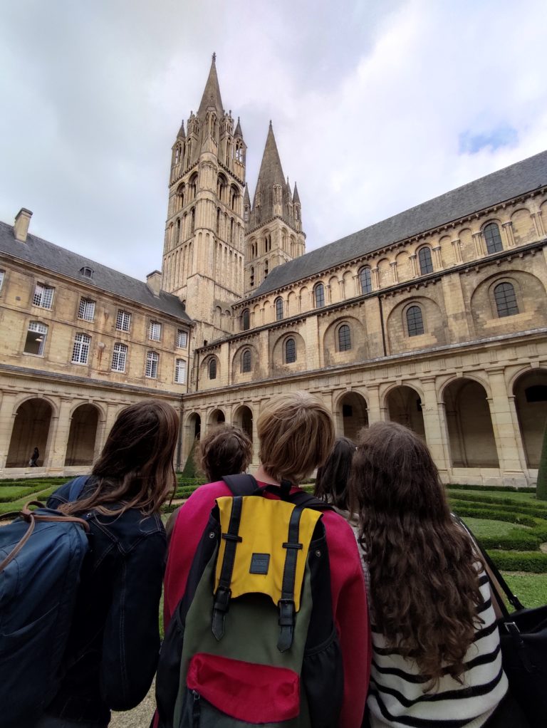 1ère SPE HLP : à la découverte de l'œuvre de Steve Mac Curry - Lycée ...